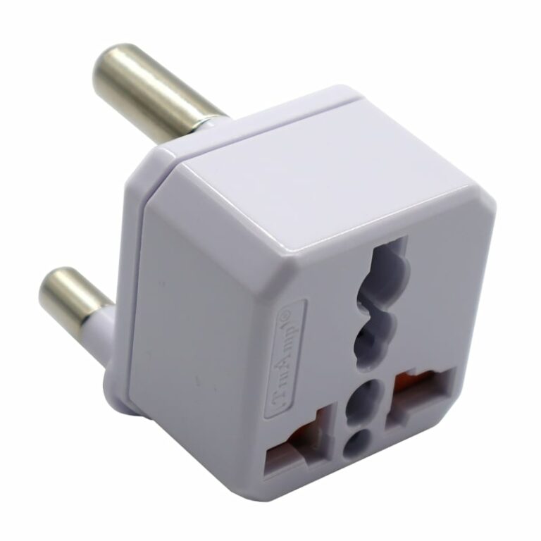 Universal Travel Adapter - Gizzu